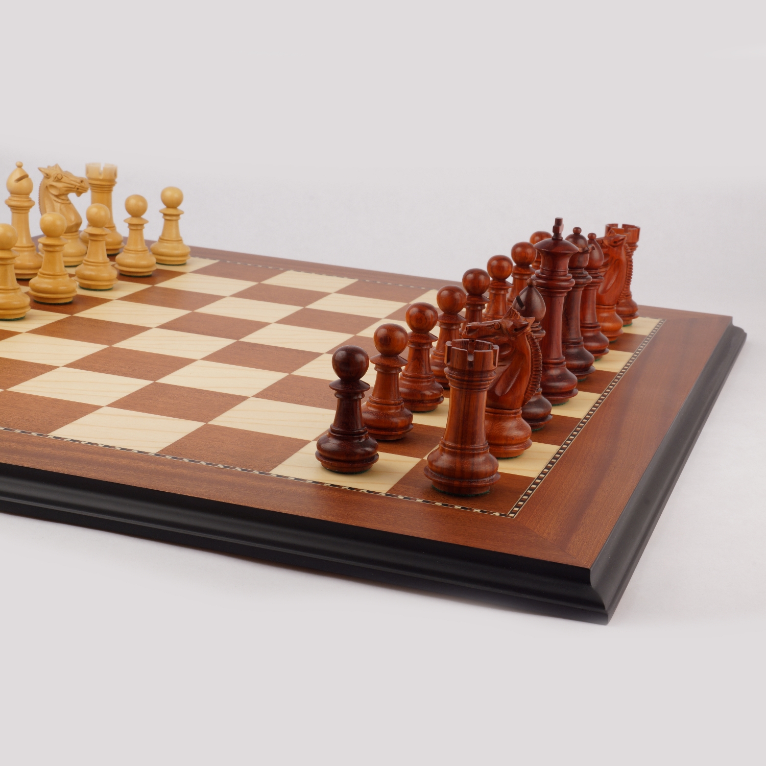 23" Mark of Westminster Padouk Phalanx Presidential Chess Set